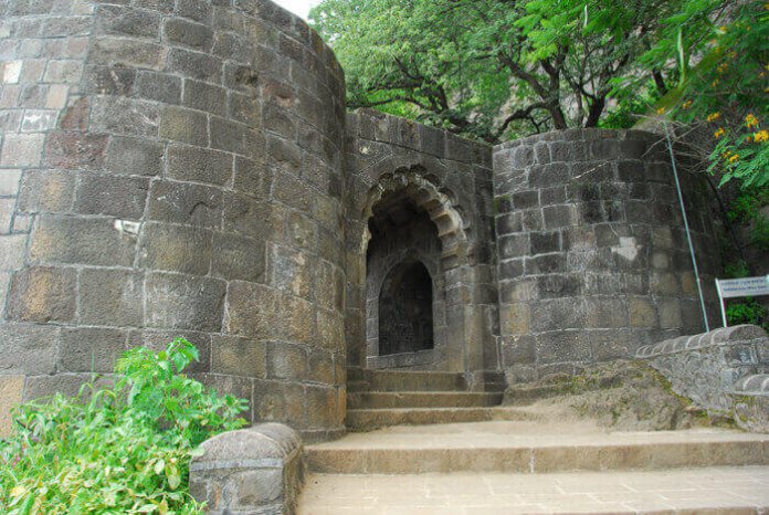 Chatrapati Shivaji Maharaj Forts Information In Marathi